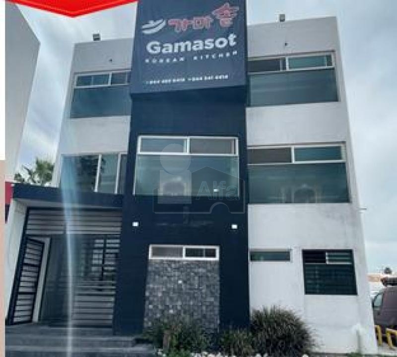 Edificio en renta en Plaza Colosio...